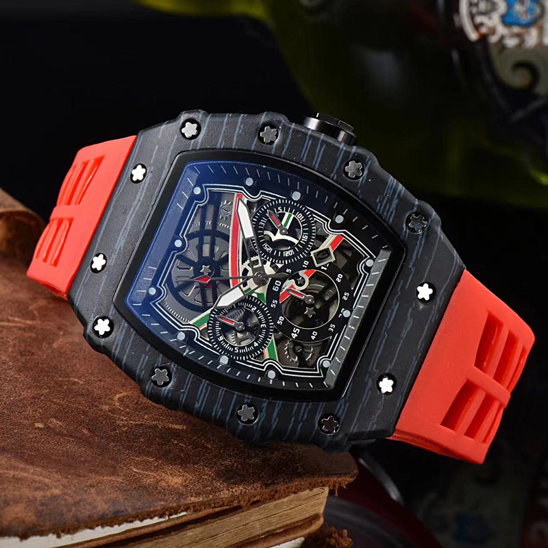 Business Casual Barrel-Shaped Wood Grain Dial Men's Quartz Watch ...