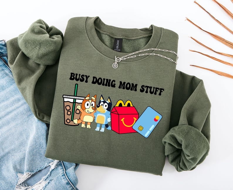 Busy Doing Mom Stuff Shirt, My Blueyy Mom Era Shirt, Chilli Heeler ...