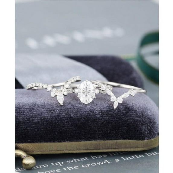 Butterfly Jewel Oval Cut 1.25 Ct VVS1/D Lab Created Simulated Diamond ...