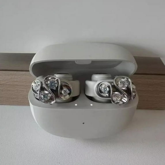 Butterfly Rhinestone Clip-on Earbuds Accessories: Lightweight Copper ...