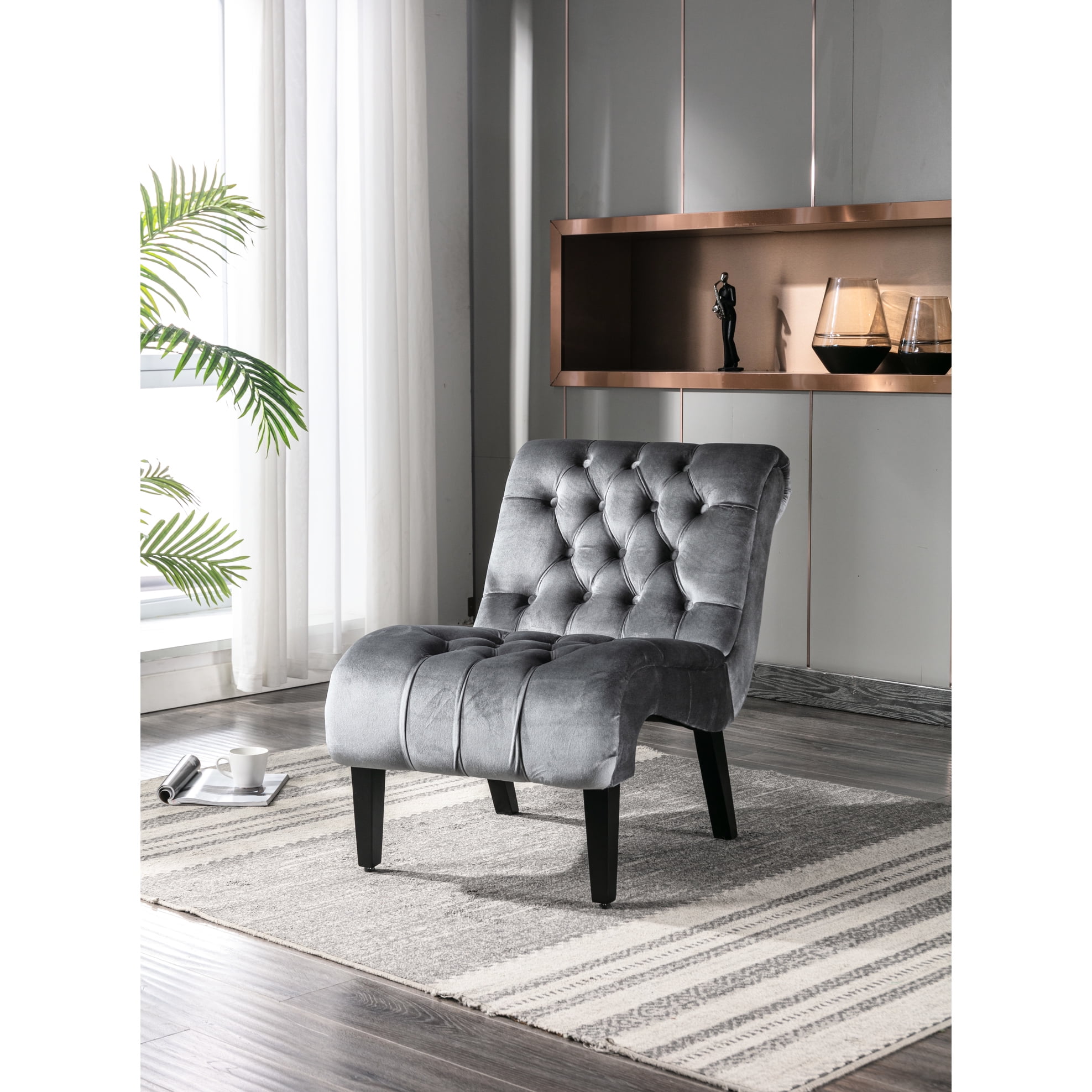 Button Velvet Armchair For Bedroom - Add A Touch Of Class To Your Room ...