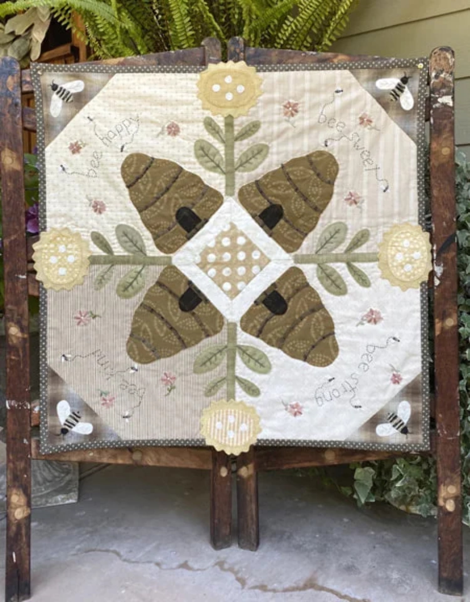 Buzzings Quilt Pattern - Walmart.com