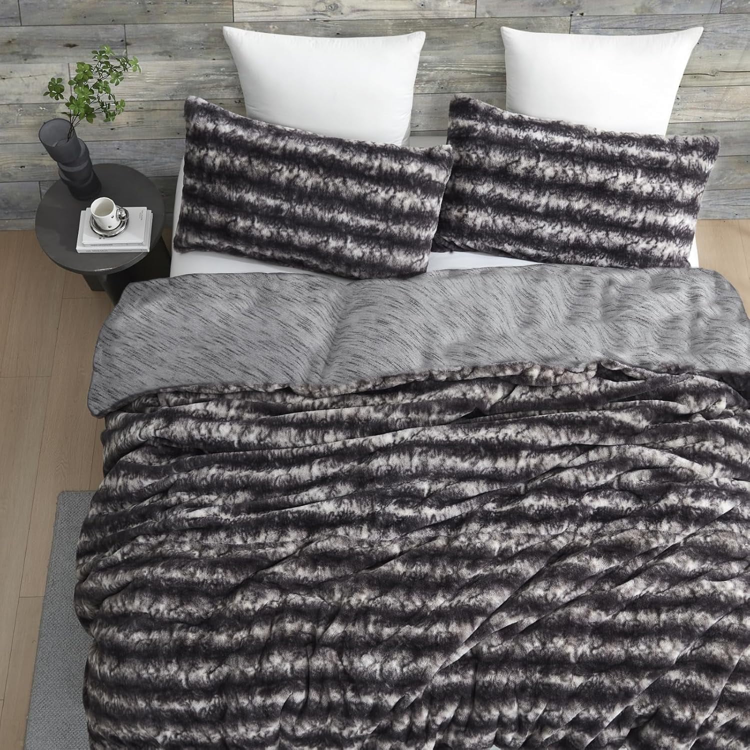 Byourbed Coastal Storm - Coma Inducer® Oversized Queen Comforter Set ...