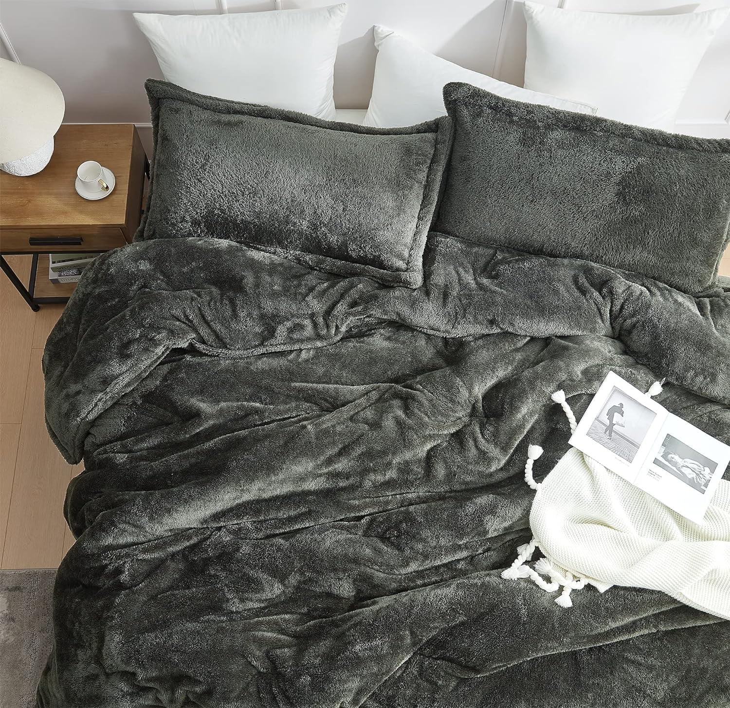 Byourbed Coma Inducer® Oversized Queen Comforter - The Original Plush ...