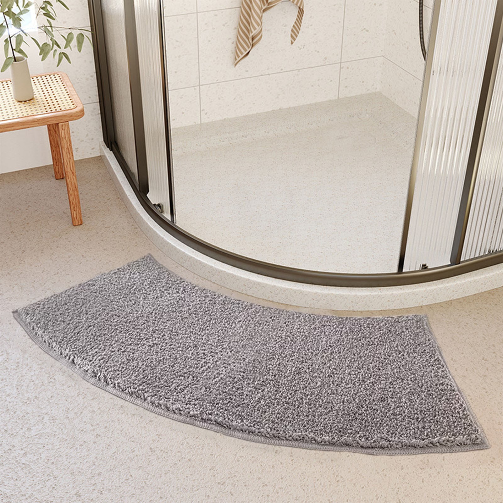 Byujiro Non Slip Bath Mat Solid Color Curved Bathroom Floor Mat Fan ...