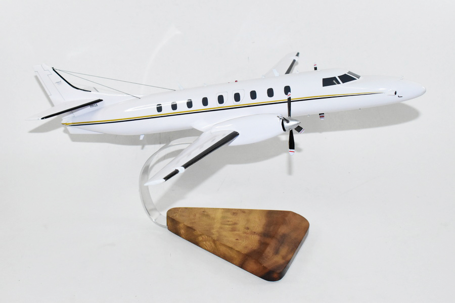 C-26E Merlin 10513 Model, Metroliner, Fairchild, 18, Mahogany Scale ...