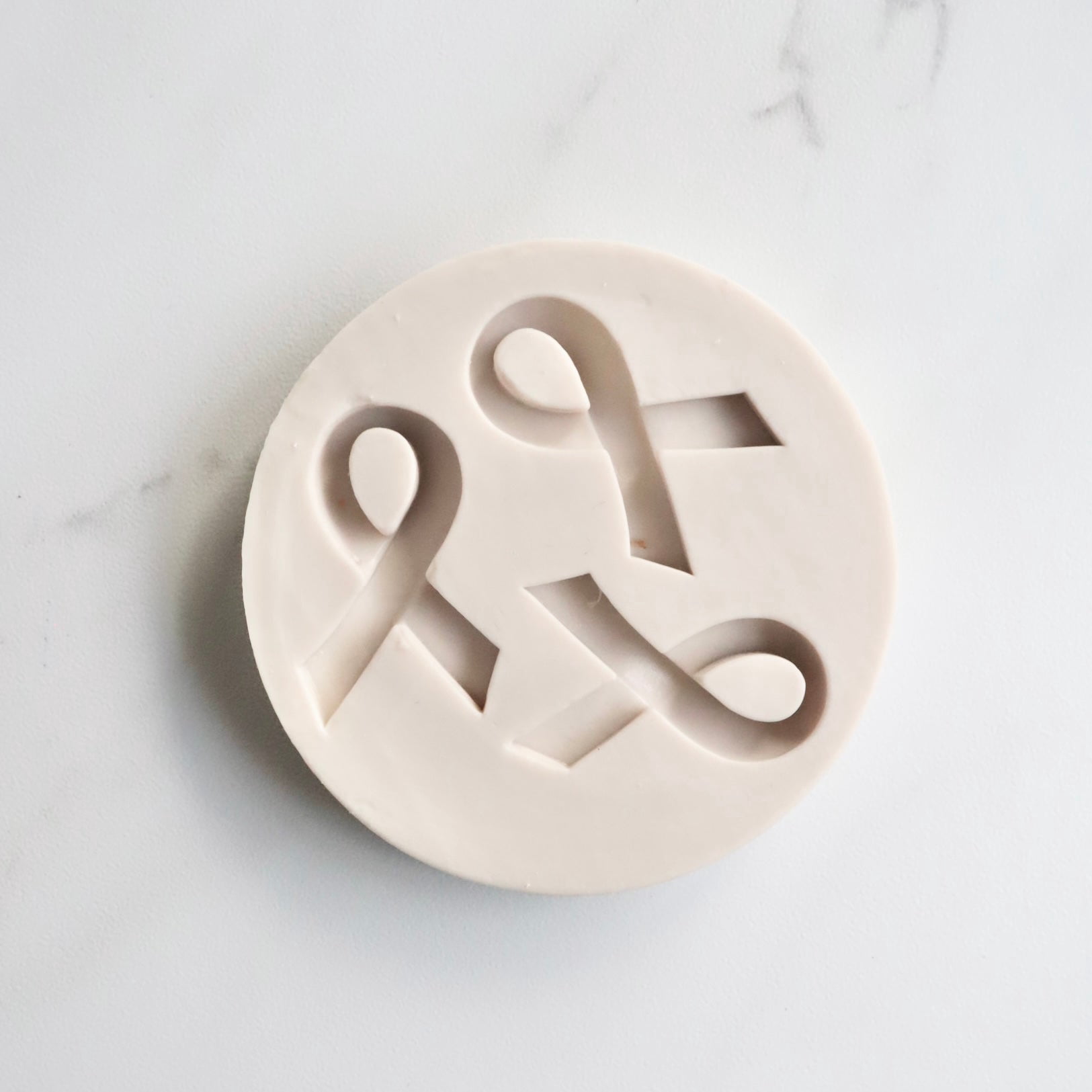 CANCER AWARENESS RIBBON BAKING MOLD FOR CUPCAKES, CAKEPOPS, CHOCOLATE ...