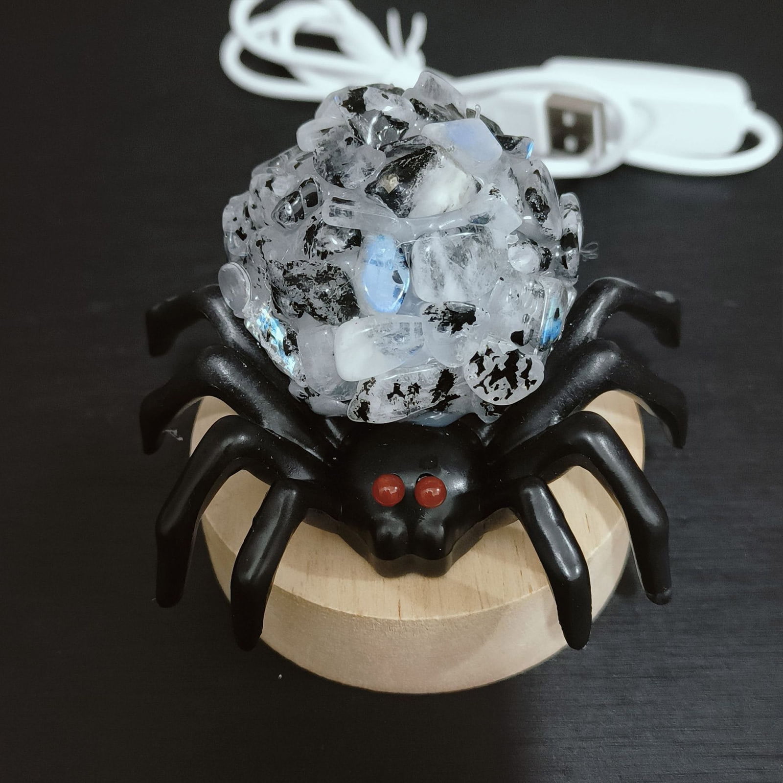 CASAFUN Halloween Giant Natural Crystal Spider Realistic Hairy Spider ...