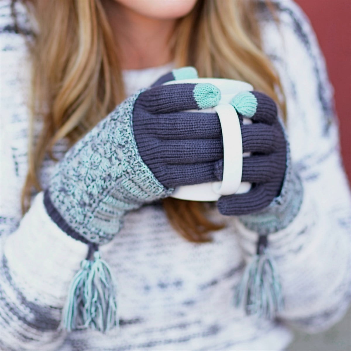CC Touchscreen Glove w/ Cuff & Pom - Walmart.com