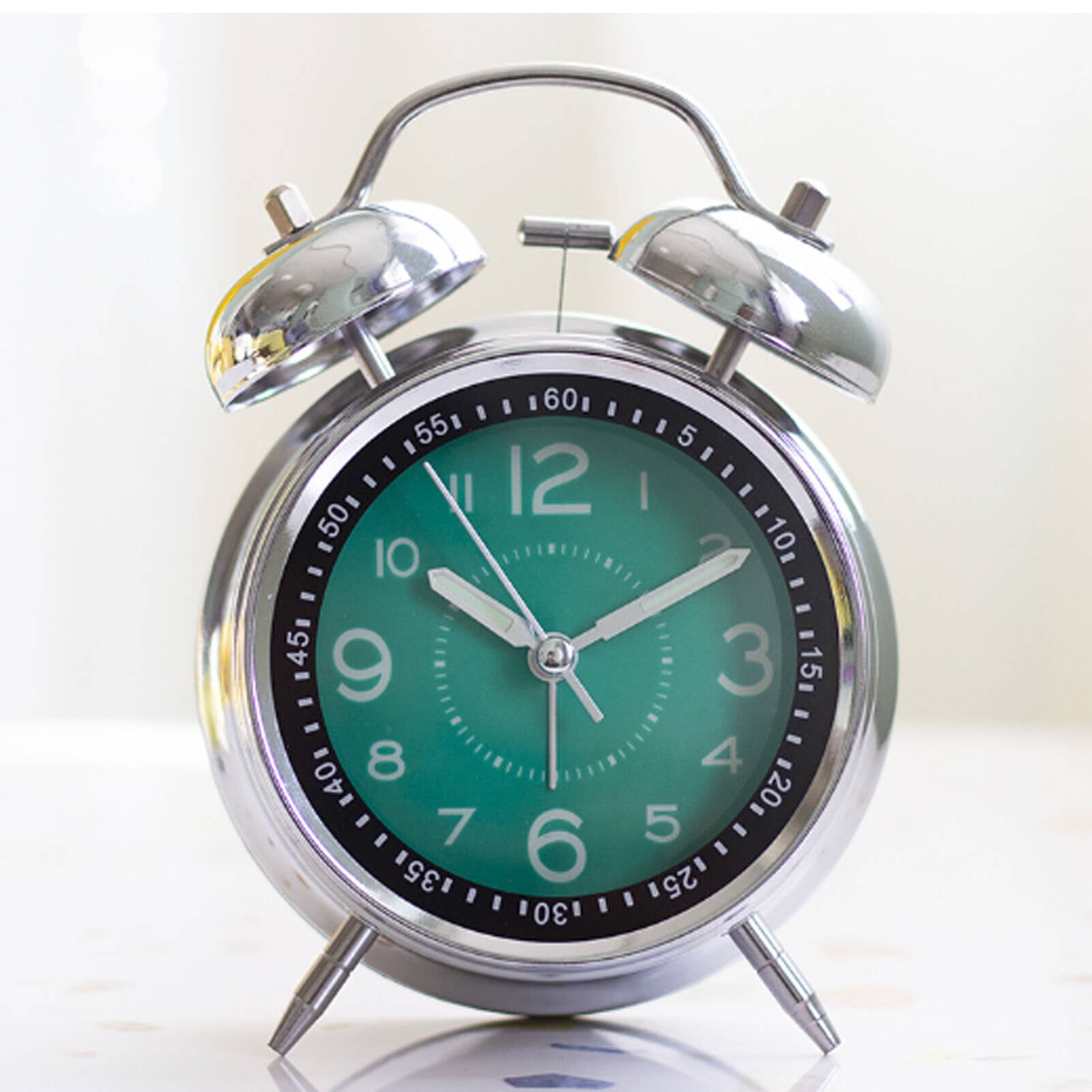 CCOCC Alarm Clock,Quiet Silent Alarm Clocks for Bedrooms,Stylish Metal ...