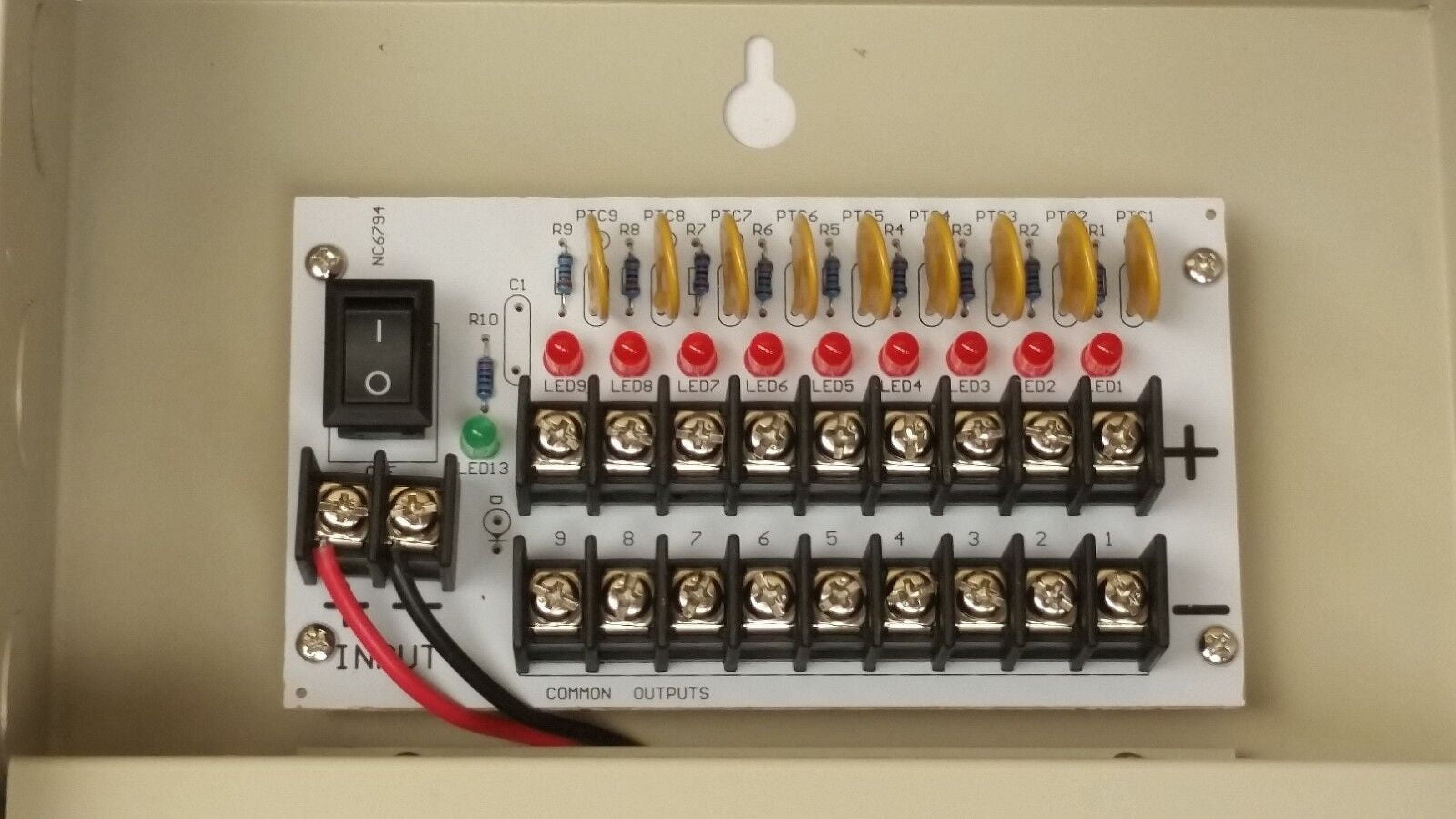 CCTV Power Supply Box Distribution Unit 9 Ports Output PTC Fuse 12V DC ...