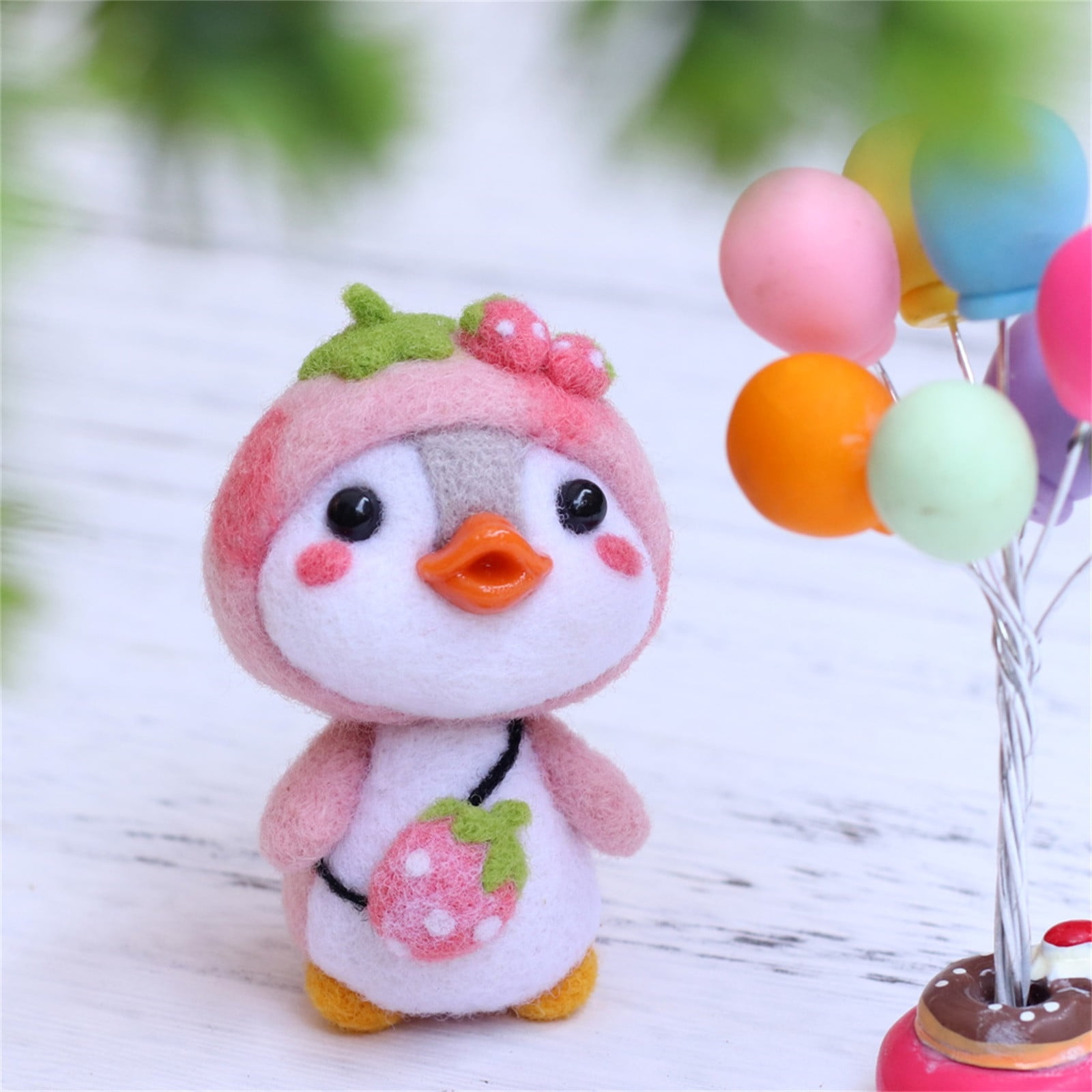CEHVOM Cute Penguin Pattern DIY Poke Wool Felts Production Package ...