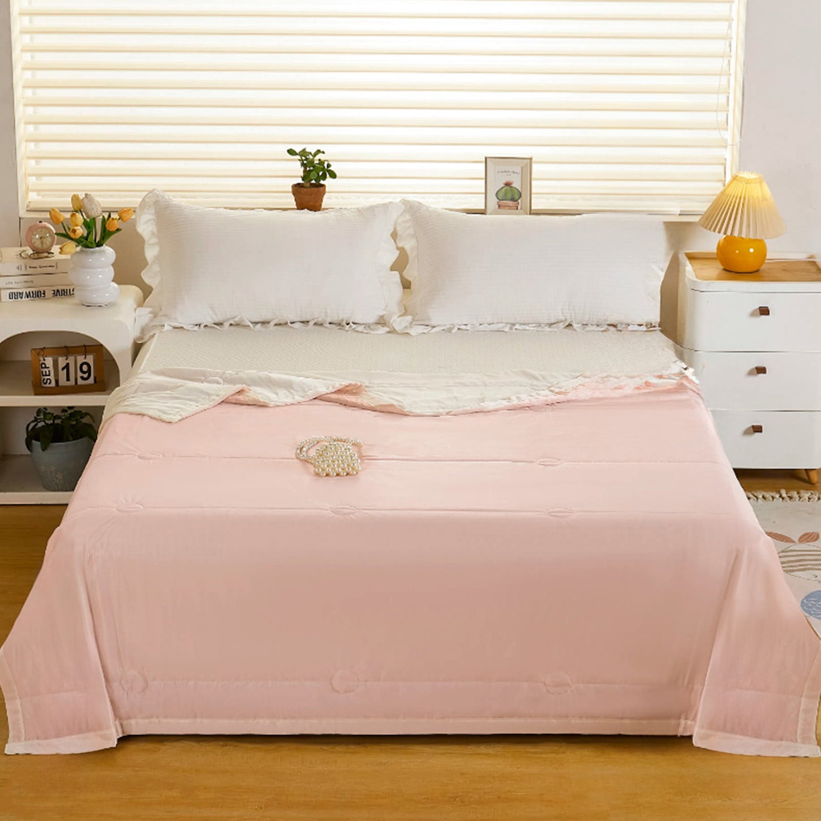 CEHVOM Summer Cool Quilt Solid Color Ice Silk Thin – 100% Polyester, 40x30cm, Breathable Soft AC ...