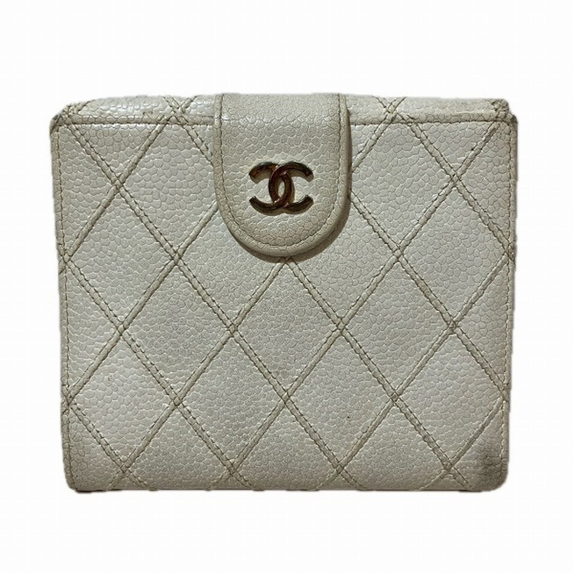 Pre-Owned CHANEL Matelasse Coco Mark Hardware Caviar Skin Bi-fold ...
