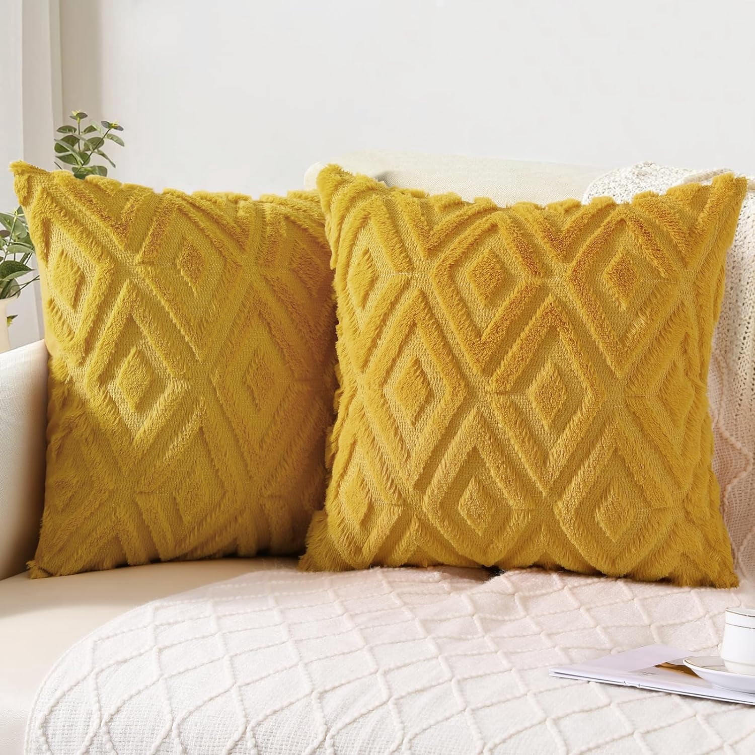 CHE-Soft Faux Fur Throw Pillow Covers 18x18 Set of 2 - Plush Wool ...
