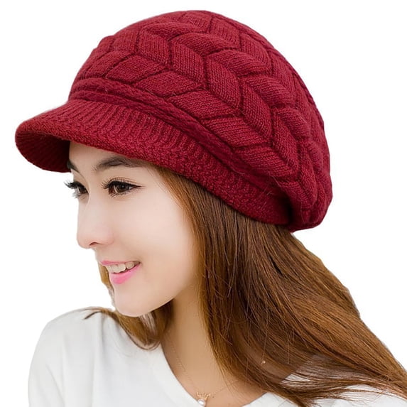 CHUNYAN Fashionable women's winter knitted hat with brim, velvet ...
