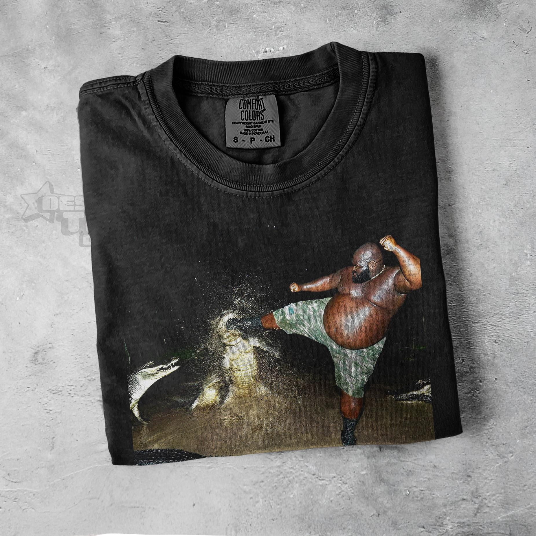 CLOTEX Black Guy Kicking Crocodile Tshirt, Funny Meme Shirt Comfort ...