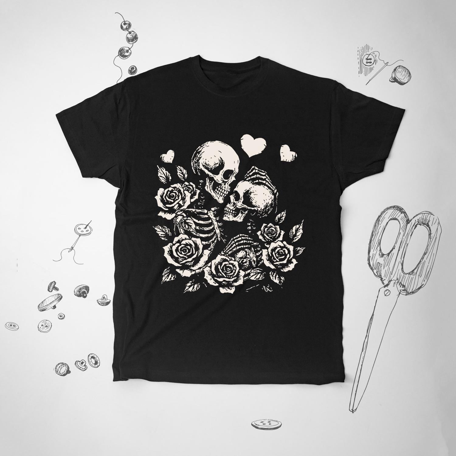 CLOTEX Love shirt tshirt t shirt Trendy graphic with roses Emo Gothic ...