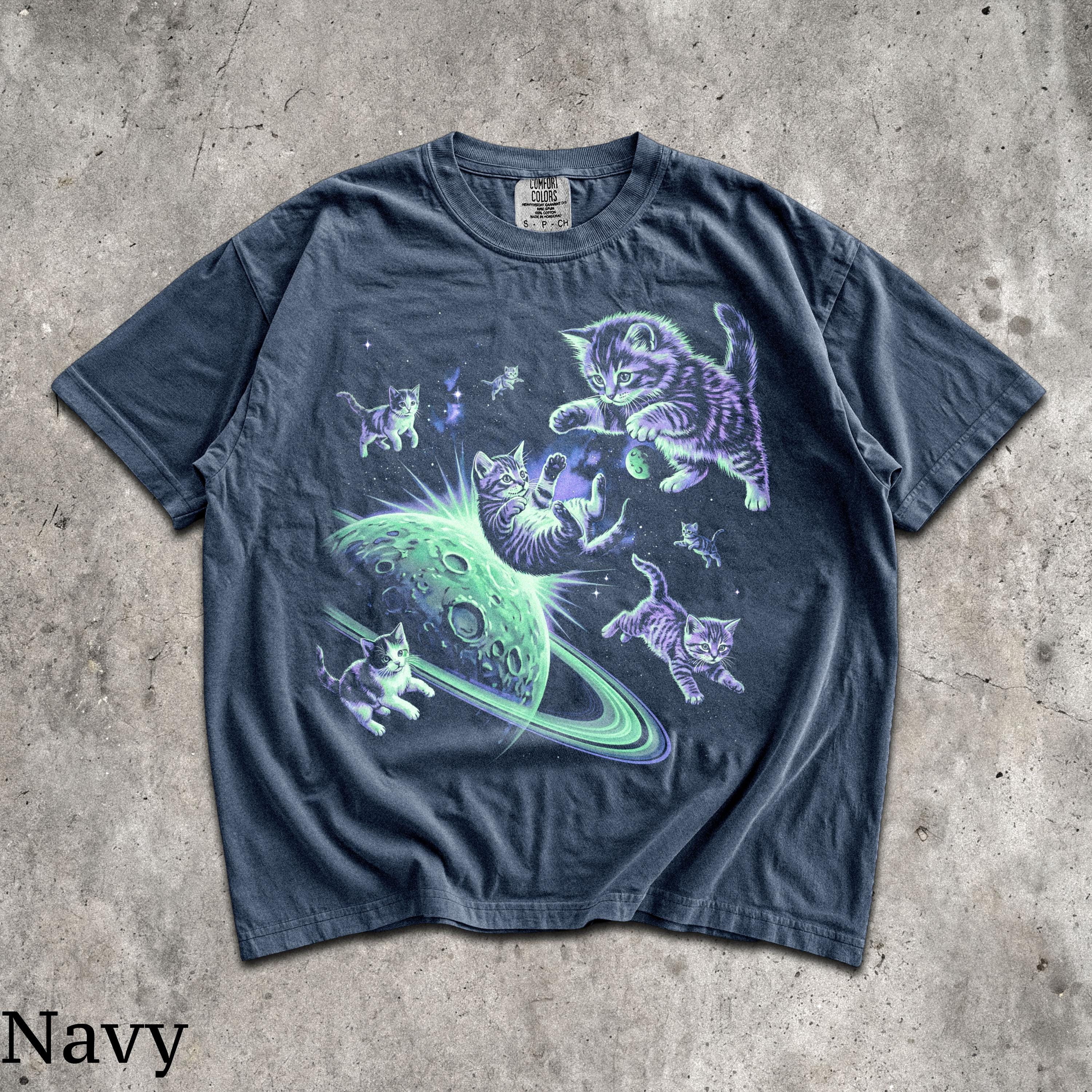 CLOTEX Space Cats T-Shirt, Unisex Graphic Tee, Vintage Cute Kittens ...