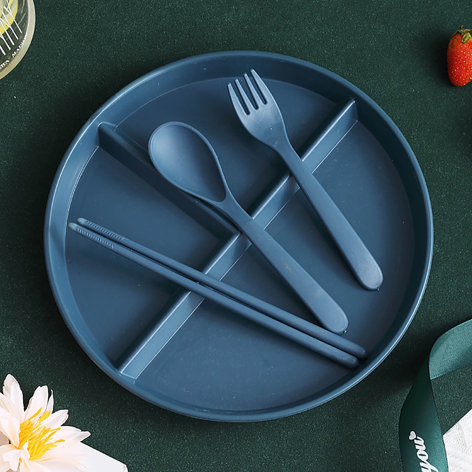 COM1950s Divided Plates Set with Utensils,22Cm Microwave Safe Portion ...