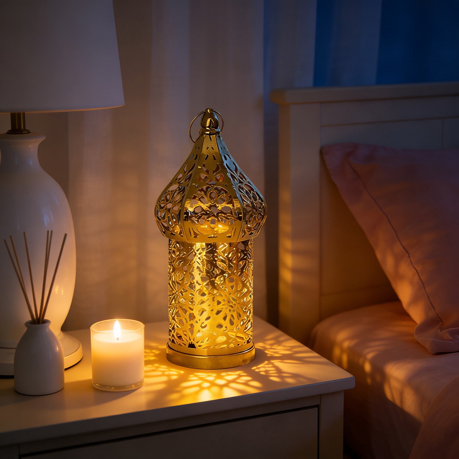 COM1950s Golden Moroccan Lantern with Metal Stand, Decorative Table ...