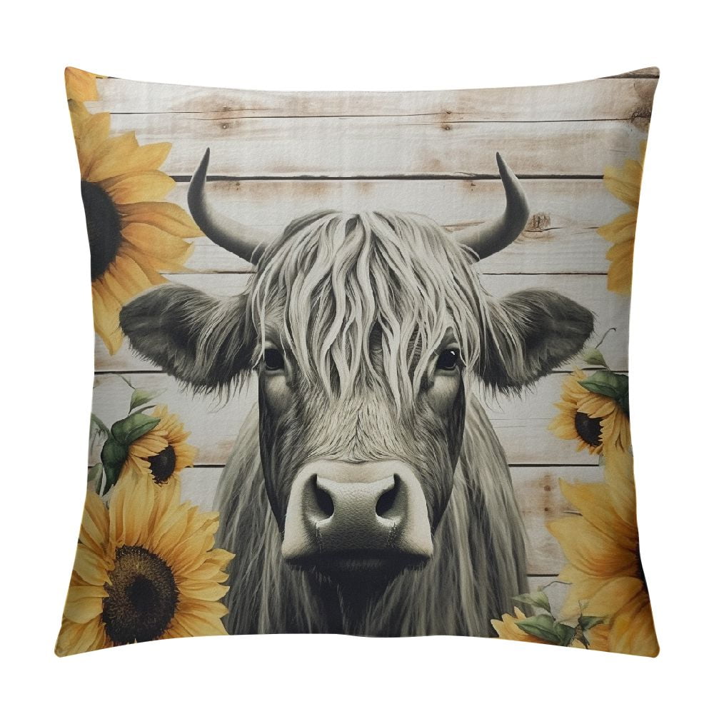 COMIO Highland Cow Decorative Pillow Cover，with Sunflowers Cattle ...