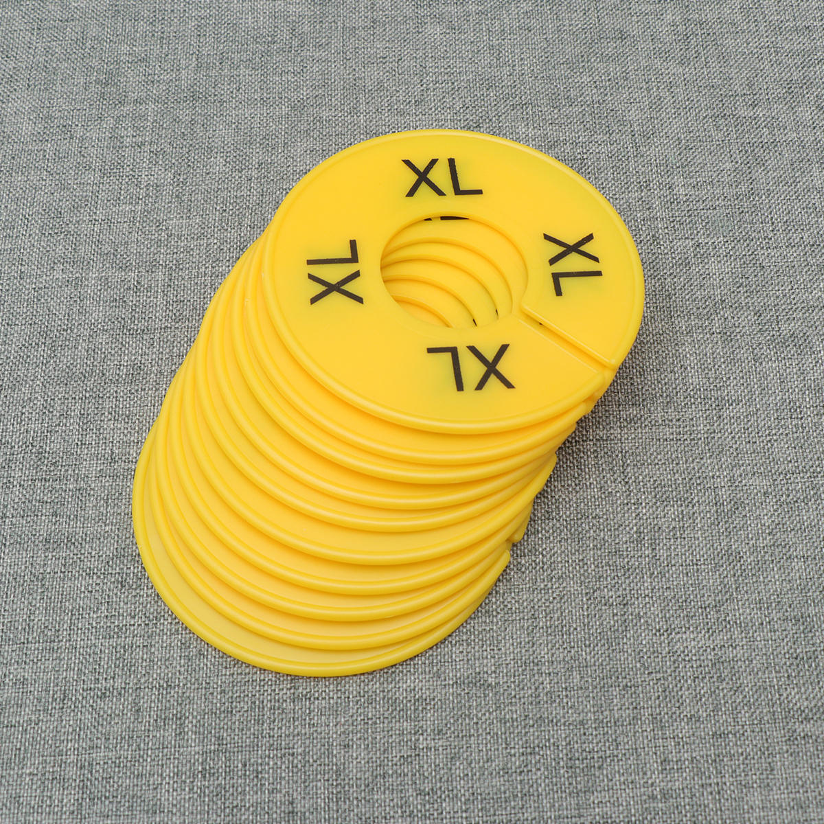 COMPUKAS 10Pcs Clothes Dividers for Closet Yellow Round Plastic Size ...
