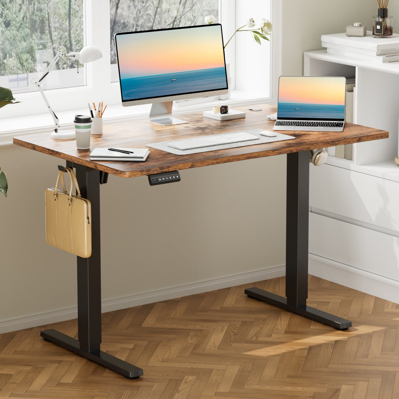 CONCETTA Electric Adjustable Height Standing Desk for a Comfortable ...