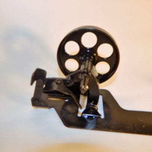 CONSEW 206RB SINGER 111W 212G INDUSTRIAL SEWING MACHINE BOBBIN WINDER 3 ...