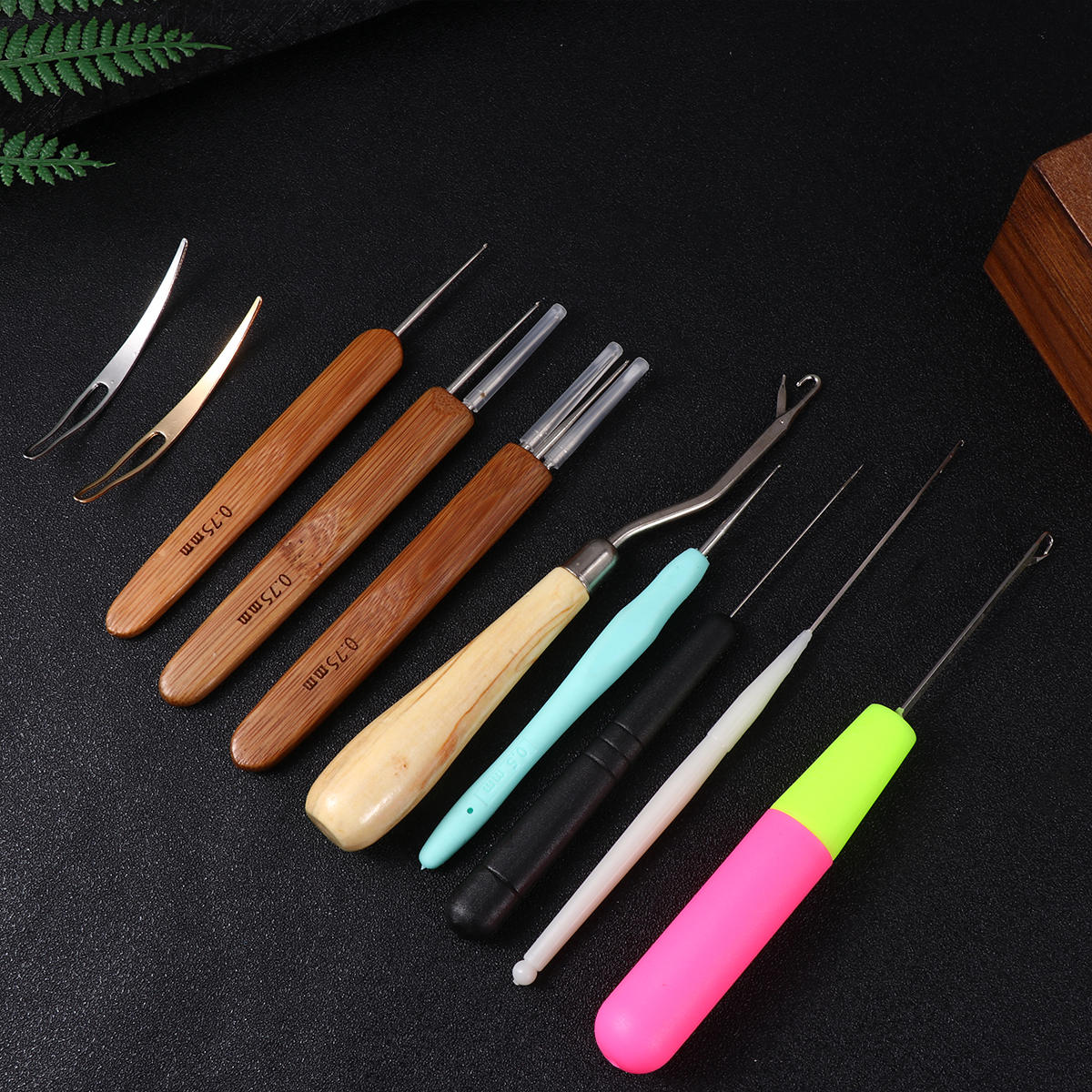 COOPHYA 11Pcs Dreadlocks Tools for Making Dreadlocks in Assorted Color ...