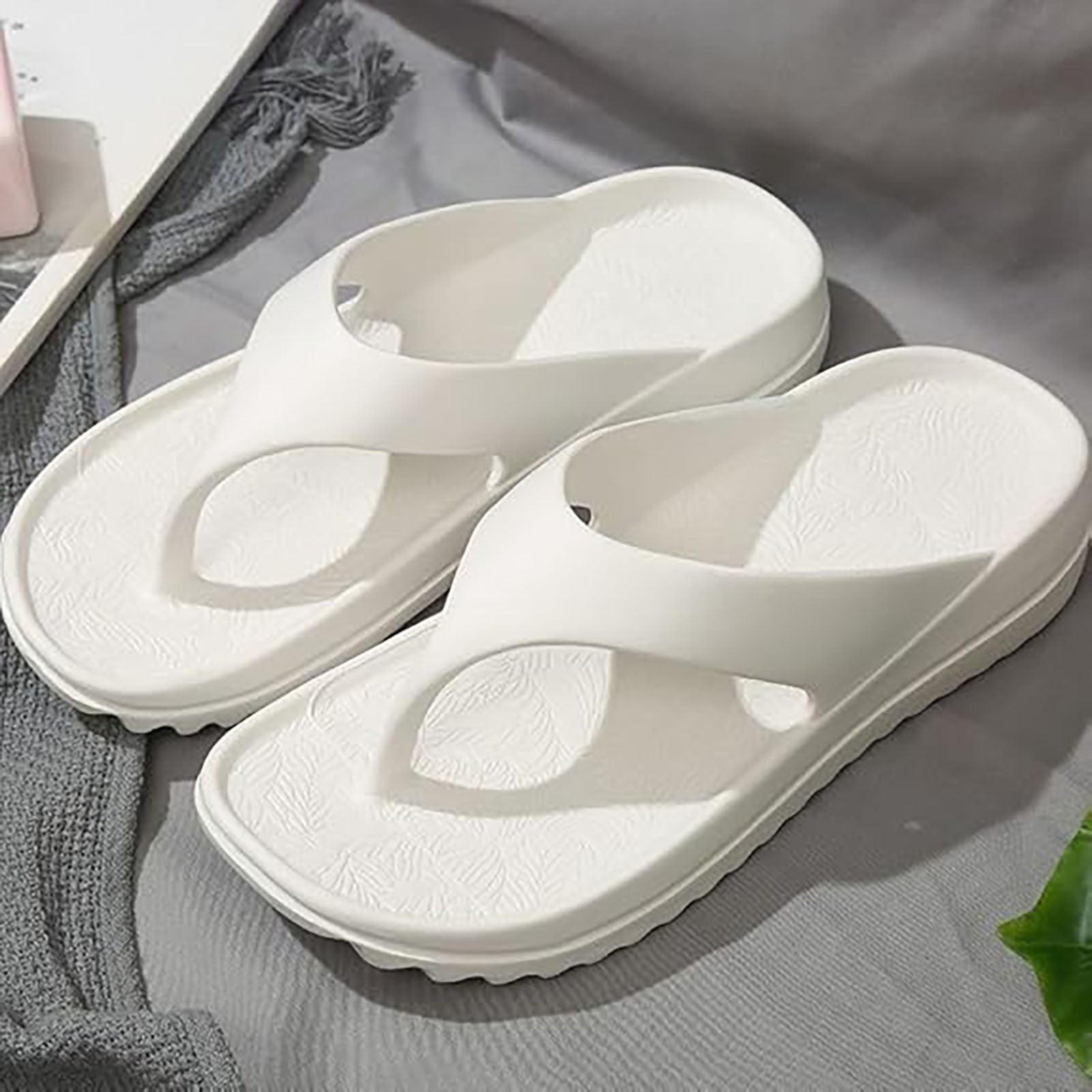 CPNG Men Women Non-Slip Flip Flops EVA Walking Beach Water Shoes ...