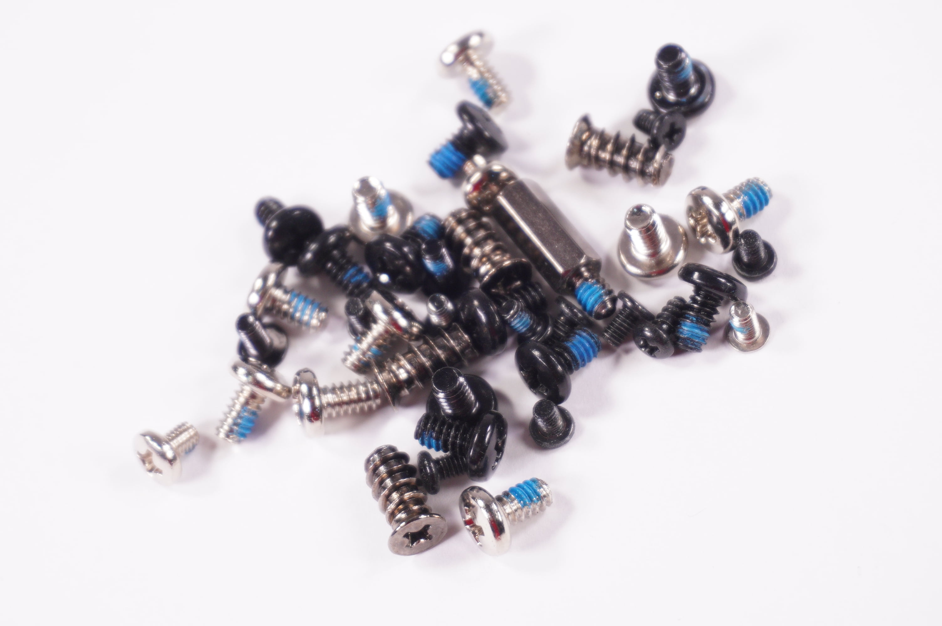 CPS-77692 Asus Screws Kit GT15CF-I73060VR - Walmart.com