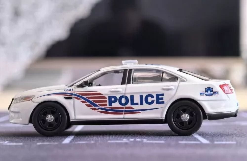 CR 1:64 596 Taurus MPDC Washington Police Interceptor Model Diecast ...