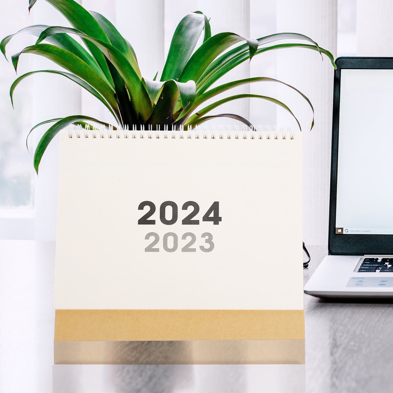 CTIRCHIU 1Pack Modern Decor Calendar for Desk with Triangular Folded ...