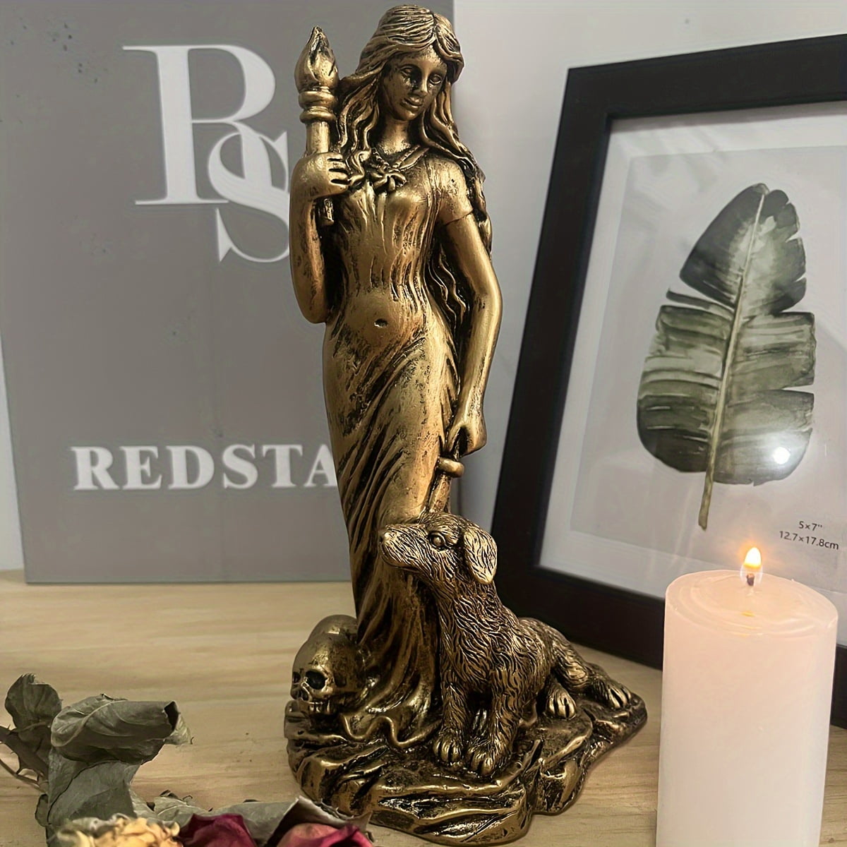 CUITING 1pc Hecate Golden Magic Witch Goddess Statue Resin Decoration ...