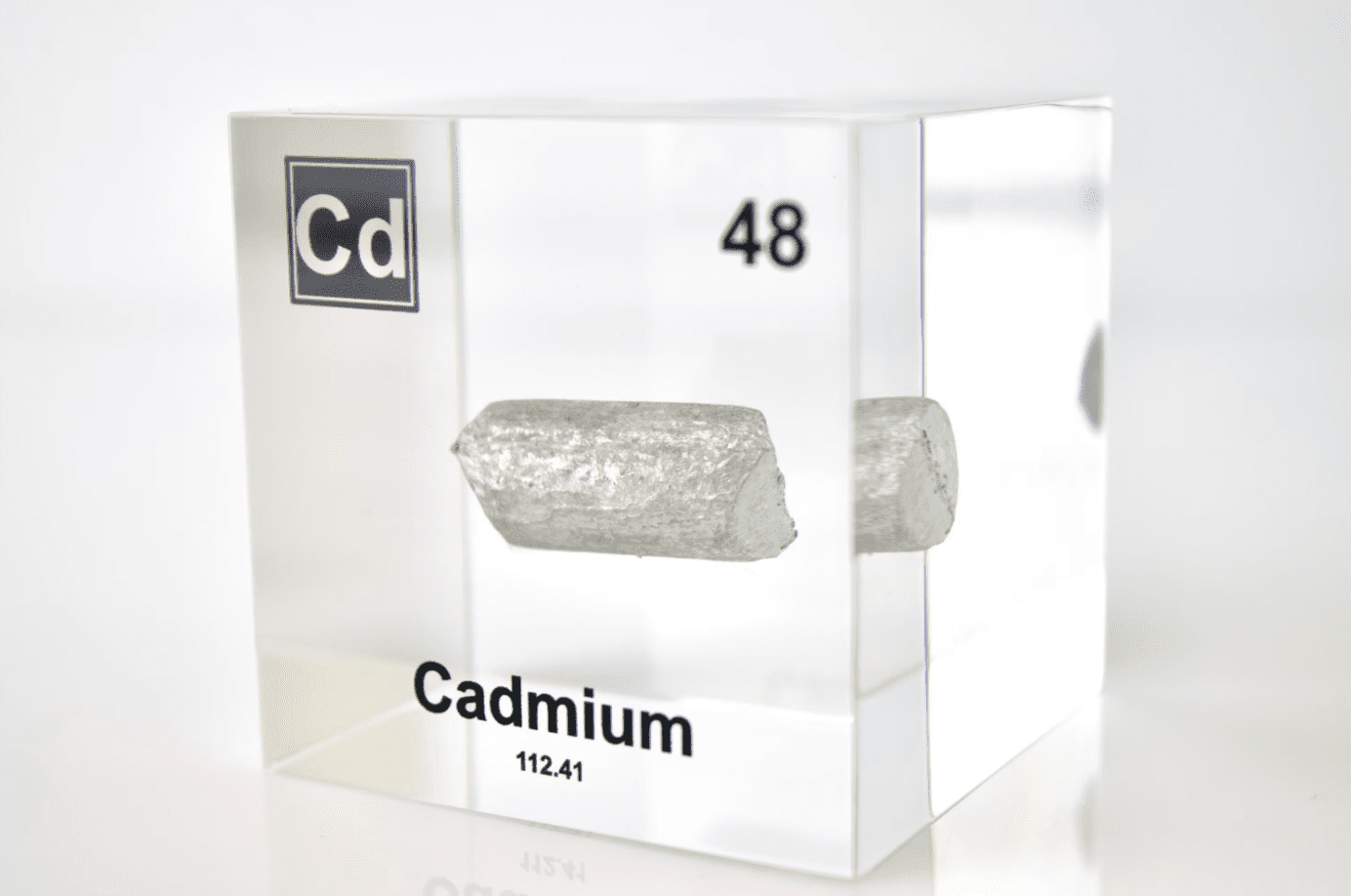 Engineered Labs Educational Cadmium Element Cube Display Clear Acrylic ...