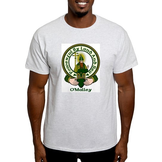 CafePress - O'malley Clan Motto Light T Shirt - Men's Classic Cotton T ...