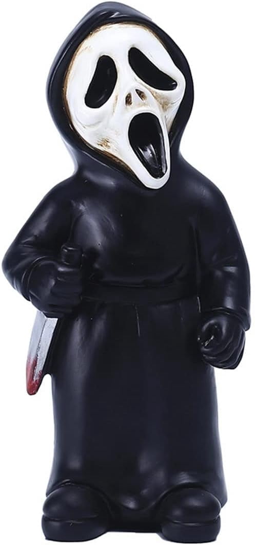 Cafele Horror Movie Garden Gnomes | Garden Nightmares Michael Myers ...