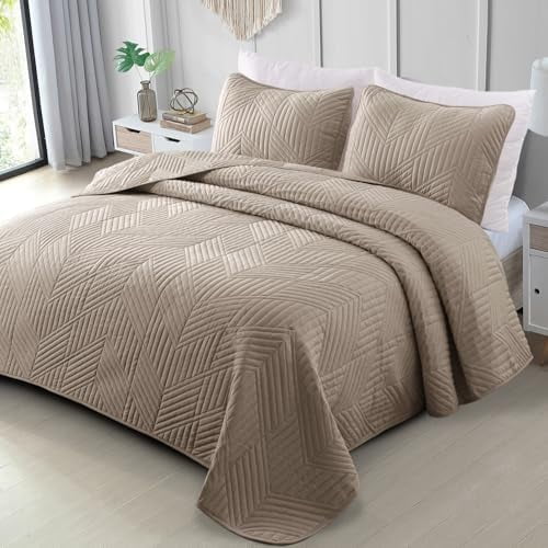 California King Quilt Bedding Set, Lightweight Taupe Oversized King ...
