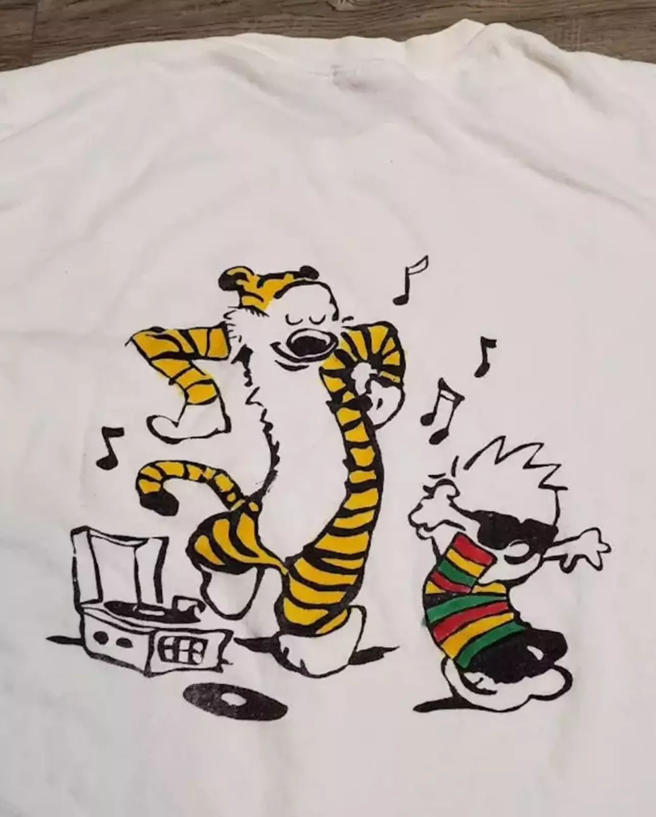 Calvin And Hobbes DANCING White T-shirt short sleeve All sizes ...