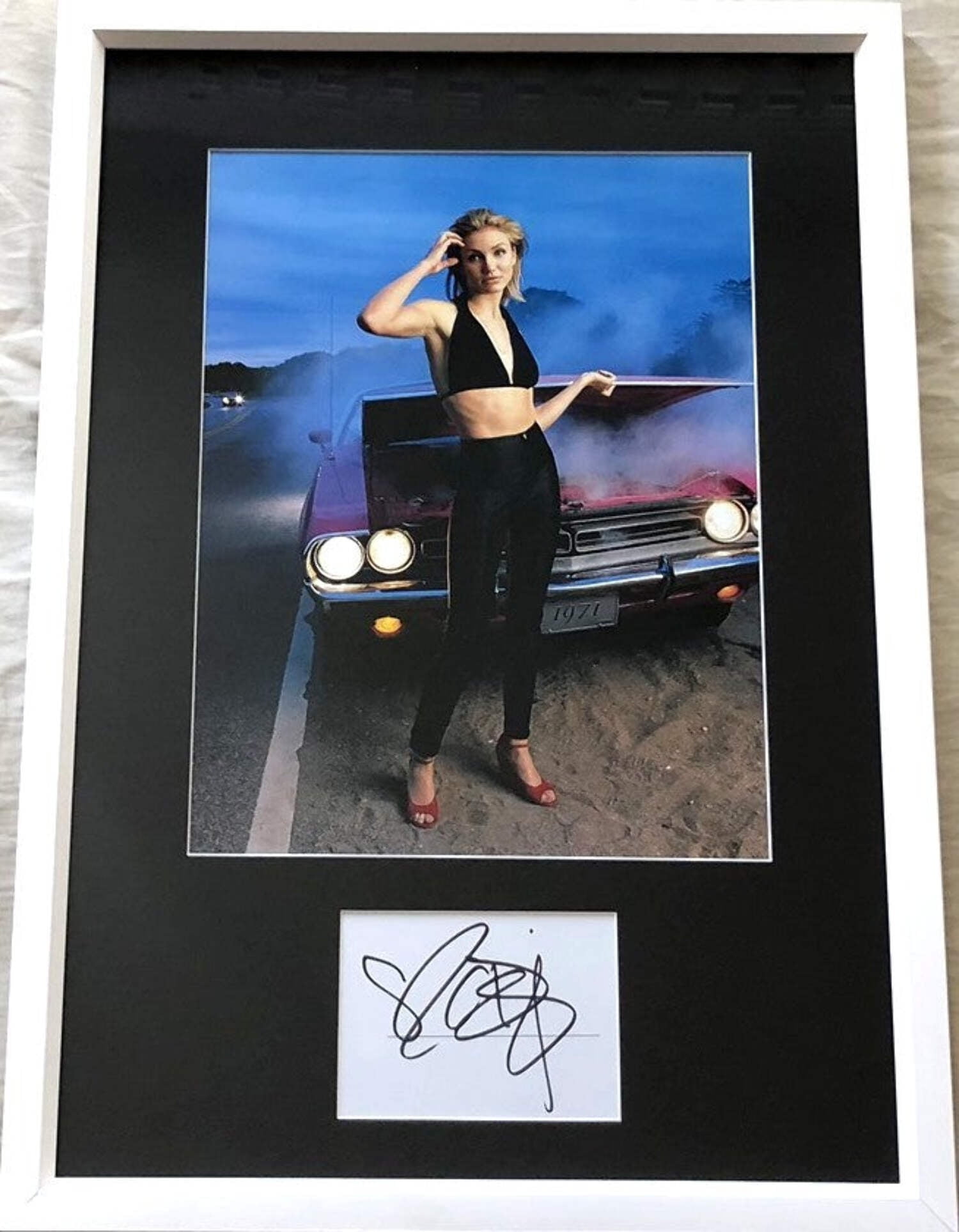 Cameron Diaz autograph custom framed with sexy 10x13 photo JSA ...