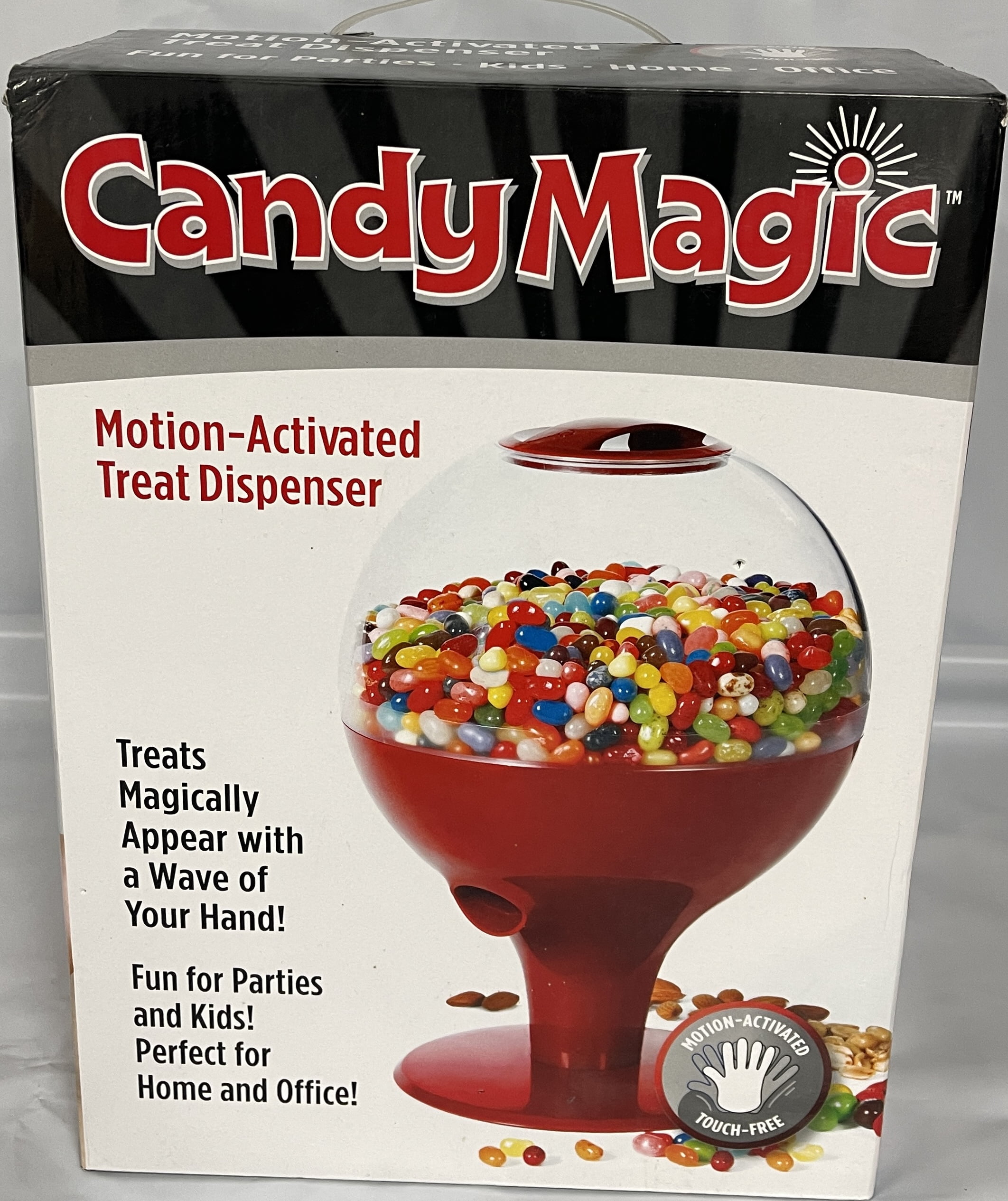 Candy Magic Motion Activated Treat Candy Dispenser, Treats Magically ...