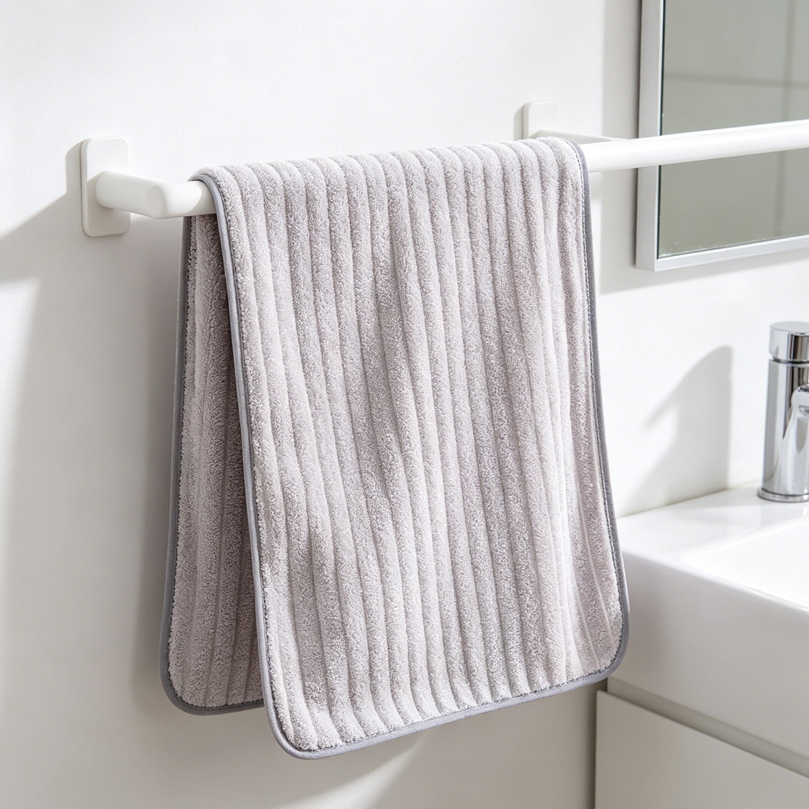 Candy Striped Fleece Towel Set Soft and Thick Bathroom Towels for Quick ...