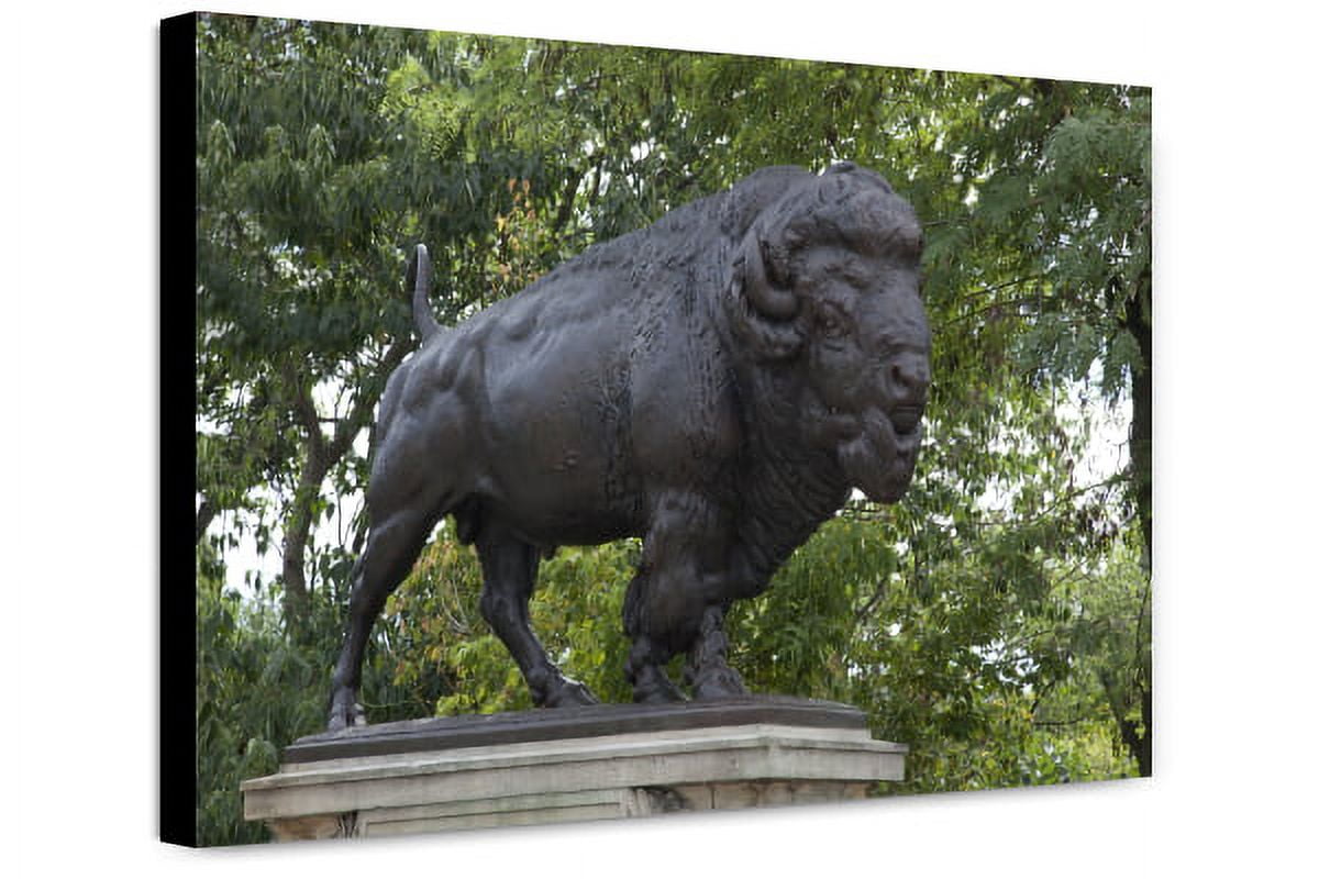 Canvas Print: Buffalo Statue Created By Alexander Phimister Proctor On ...