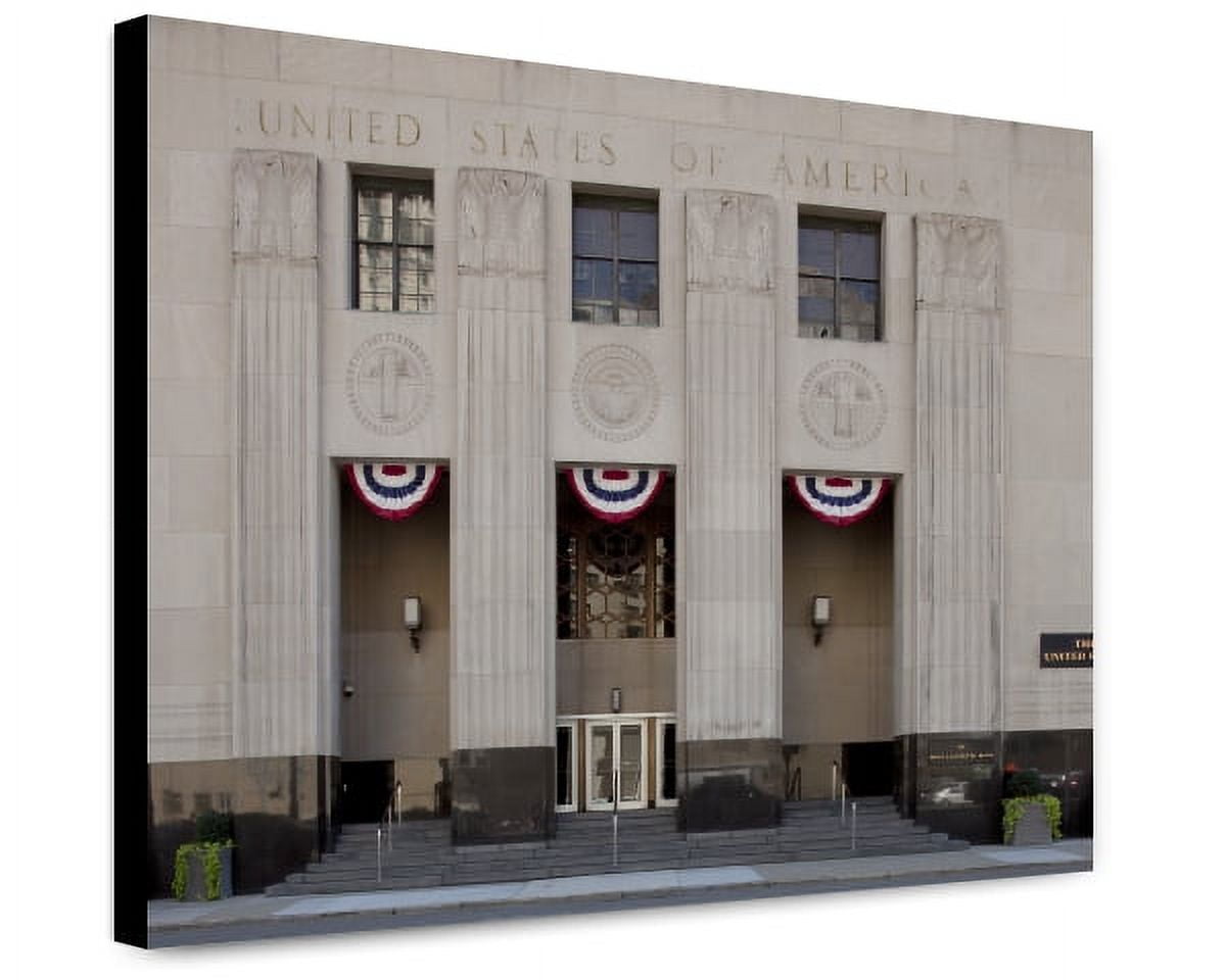 Canvas Print: Theodore Levin United States Courthouse, Detroit Federal ...