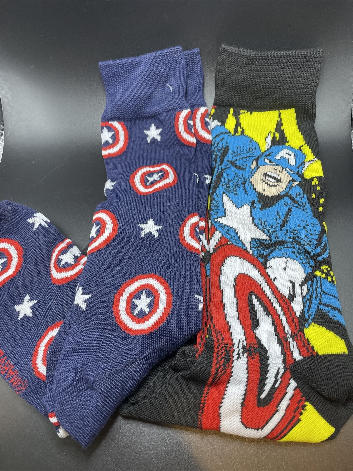 Captain America & Captain America Shield Socks Mens Sz 6-12 2 Pack ...