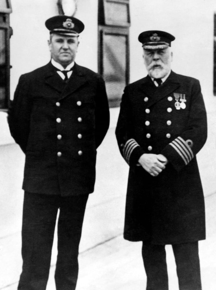Captain Edward Smith (Right) History (24 x 36) - Walmart.com