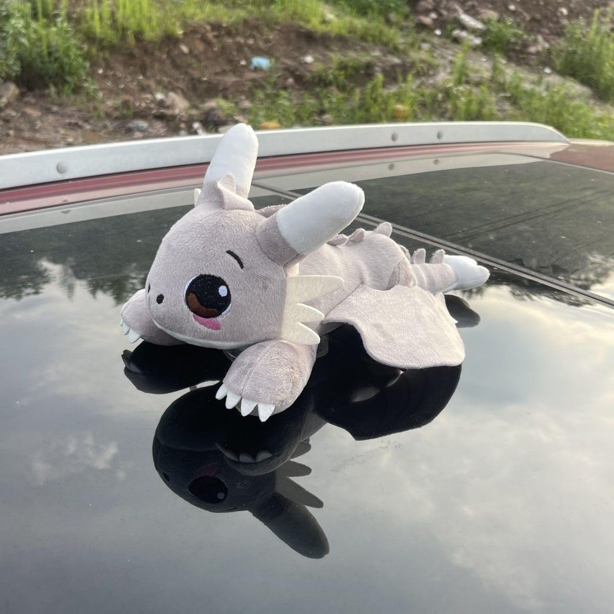 Car Accessory Little Flying Dragon Plush, Car Exterior Cool Car Roof Decoration Toy, Ornamen ...