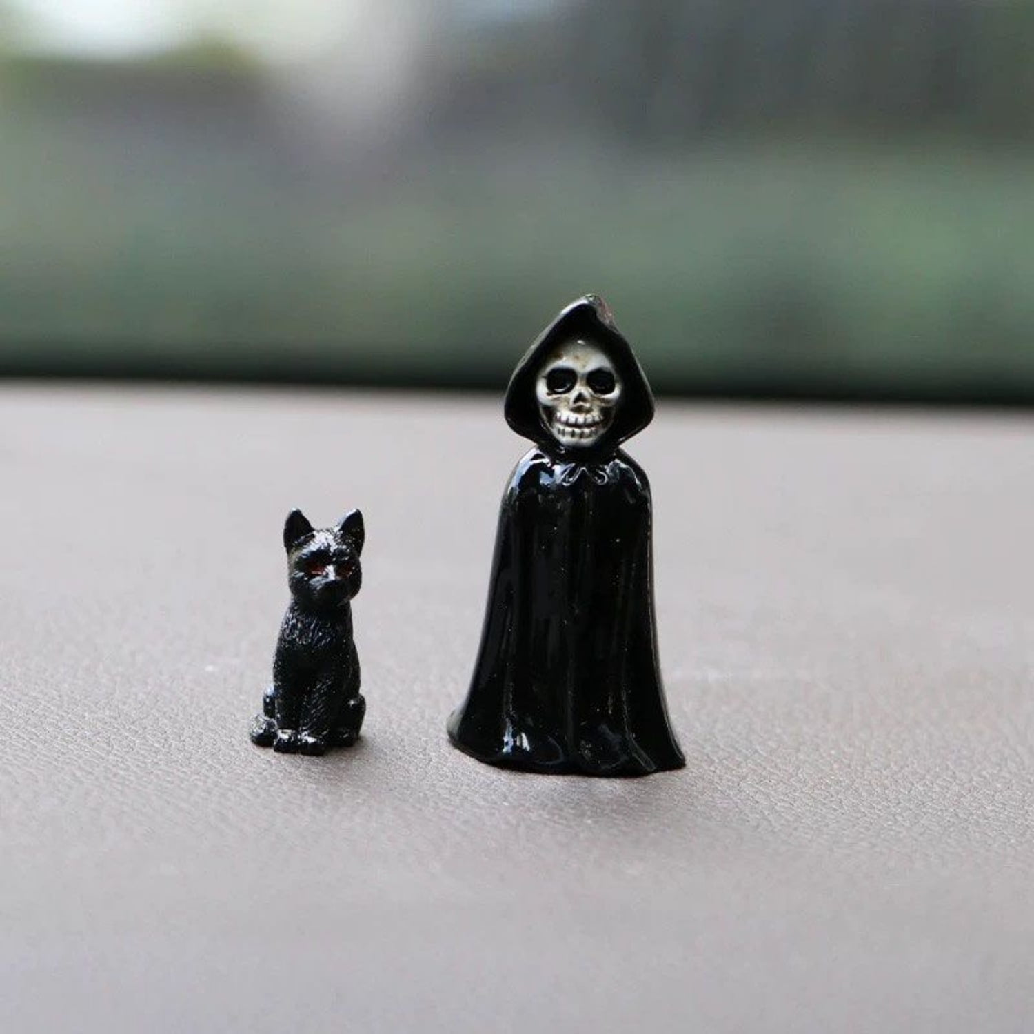 Car skeleton ghost king center console screen ornament creative stylish ...