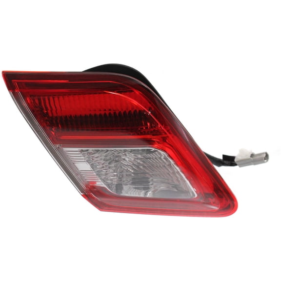 CarLights360: For 2007 2008 2009 2010 2011 Nissan Versa Tail Light ...